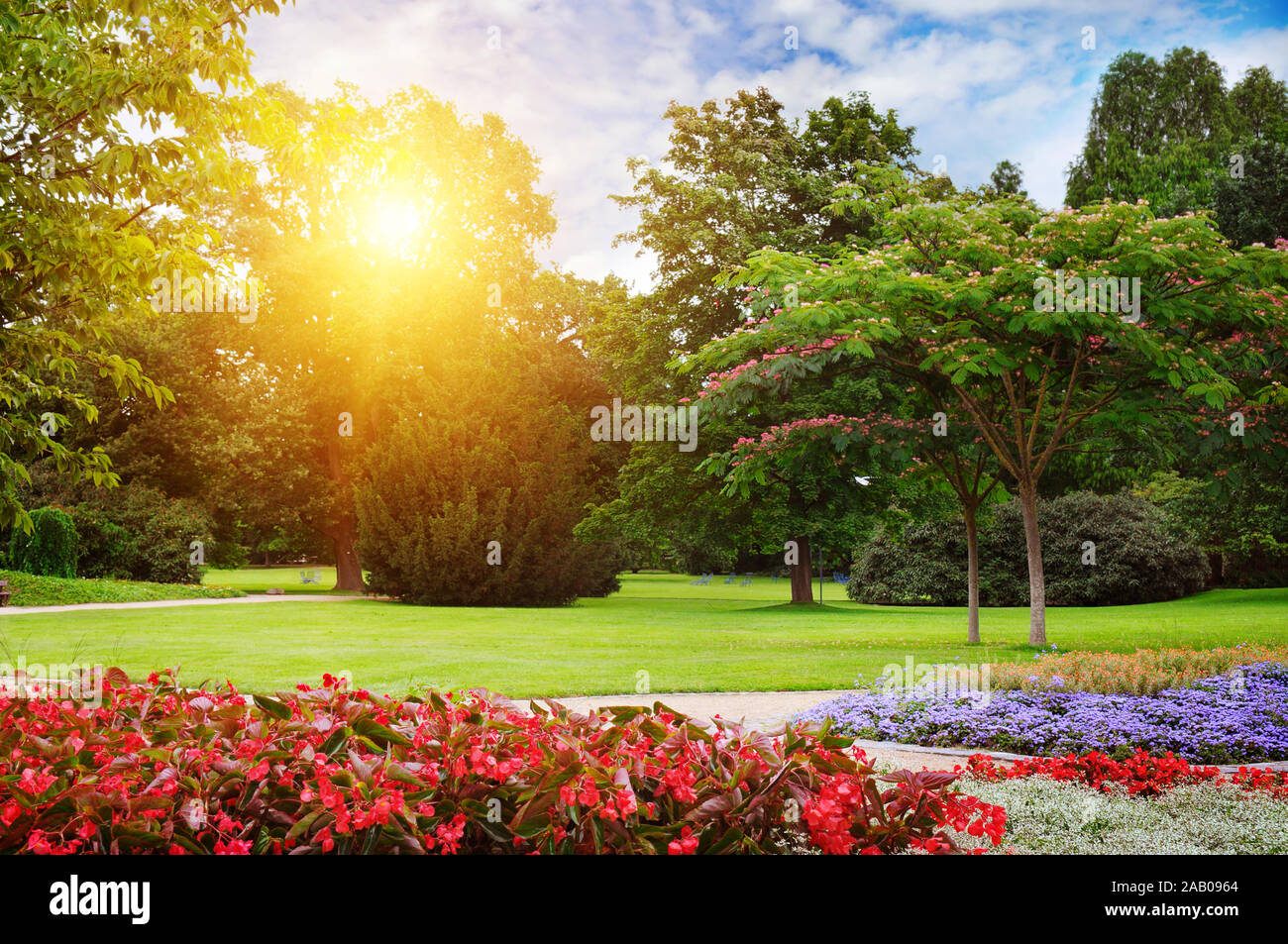 summer park with beautiful flowerbeds Stock Photo - Alamy