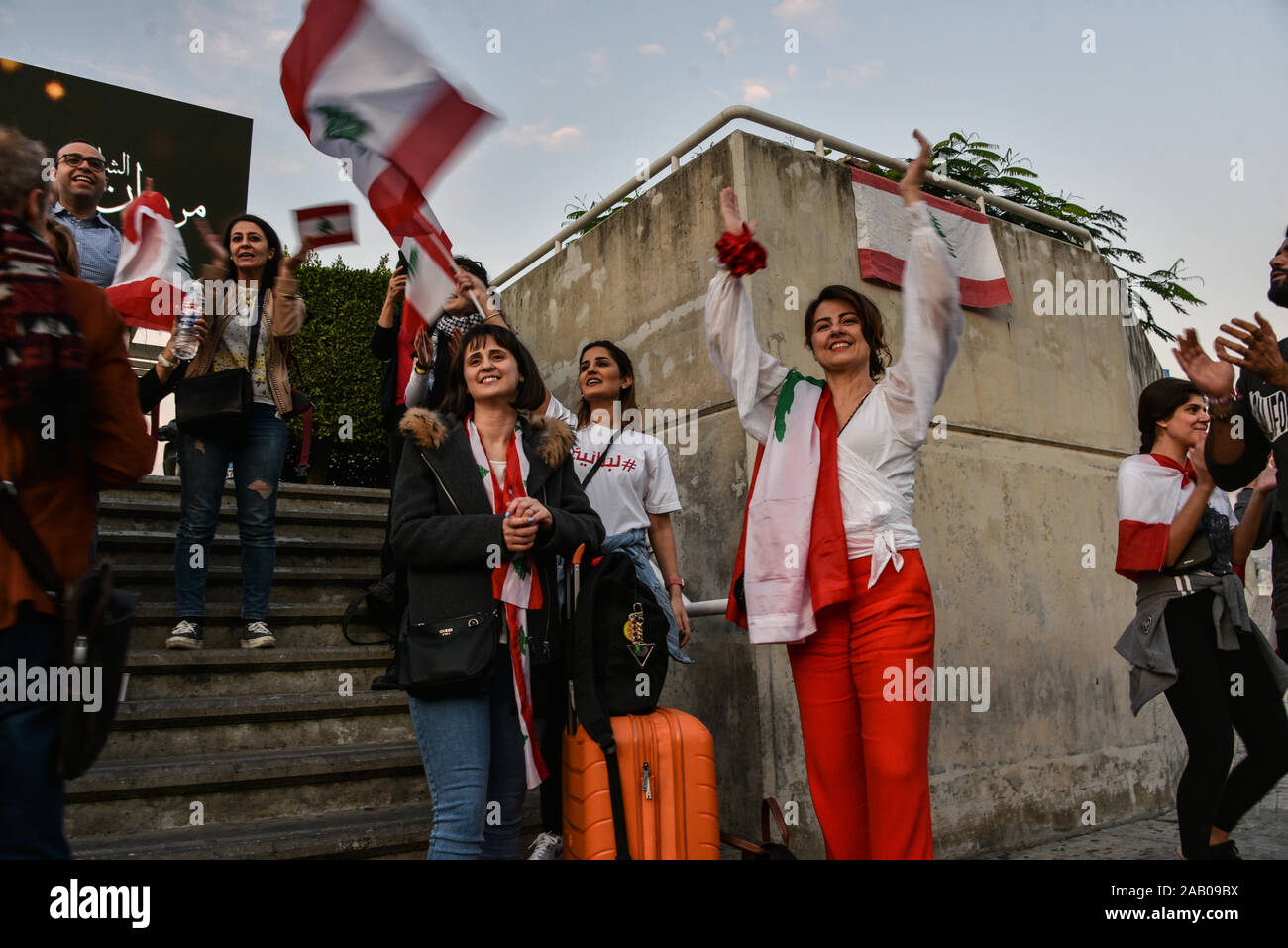 Rafik Hariri Airport arrivals on Day 37 of country-wide protests in ...