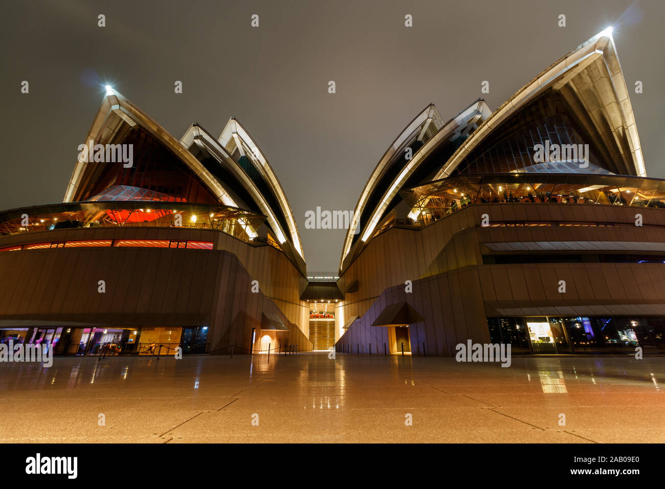 Sydney, Australia - Circa 2019 : Sydney Opera House at night Low Front ...