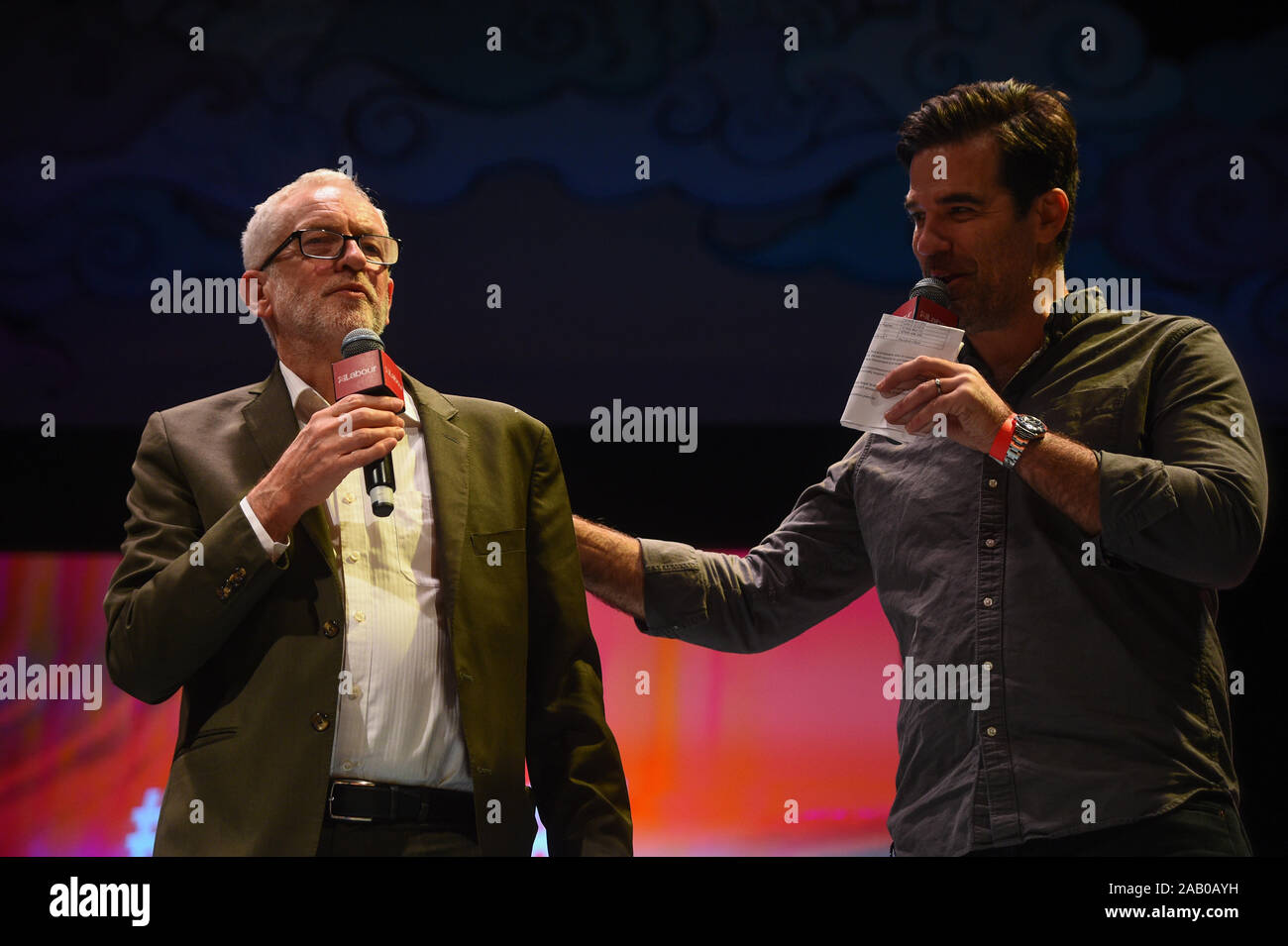 Comedian rob delaney hi-res stock photography and images - Alamy