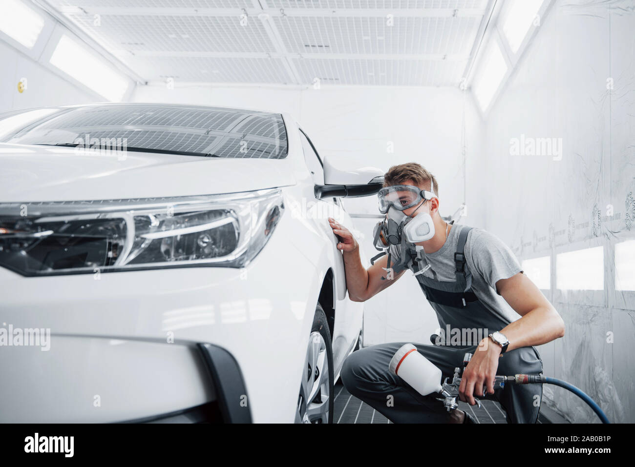 Car part coating hi-res stock photography and images - Alamy