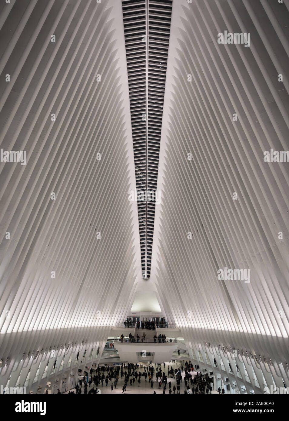 V shape building hi-res stock photography and images - Alamy