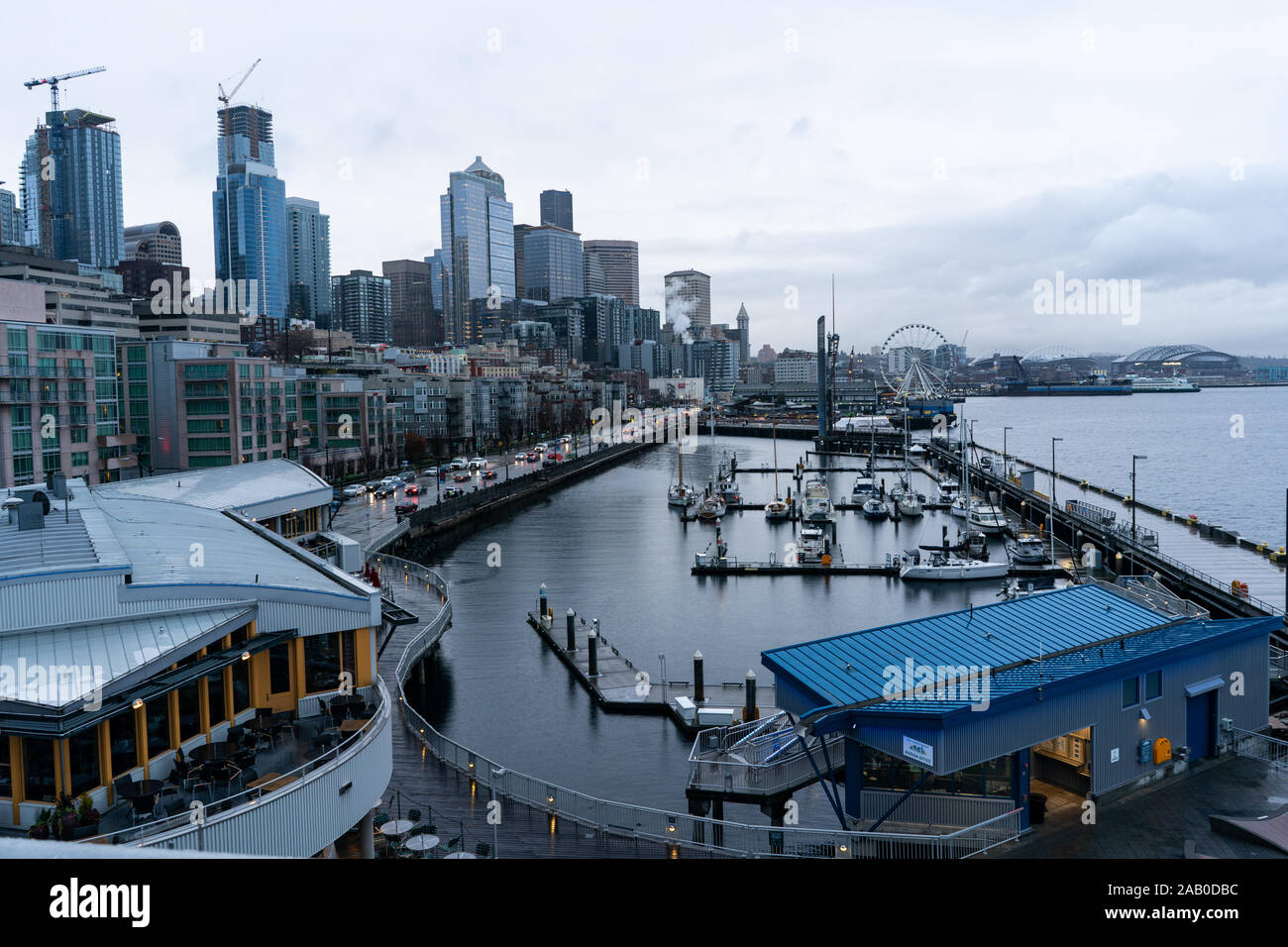 Seattle skyline 2019 hi-res stock photography and images - Alamy