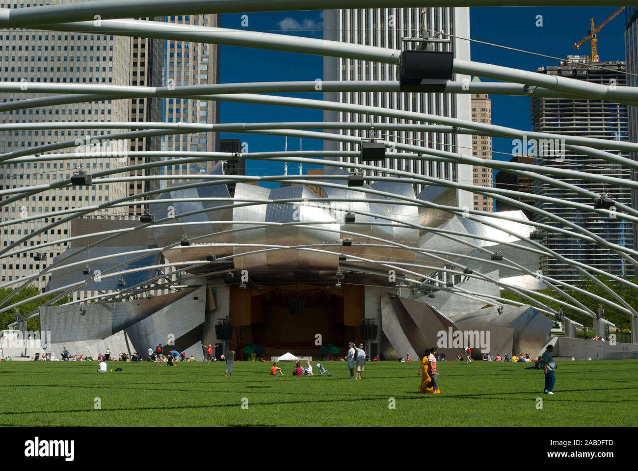 The Jay Pritzker Pavillion in Millenium Park, Chicago, Illinois ...