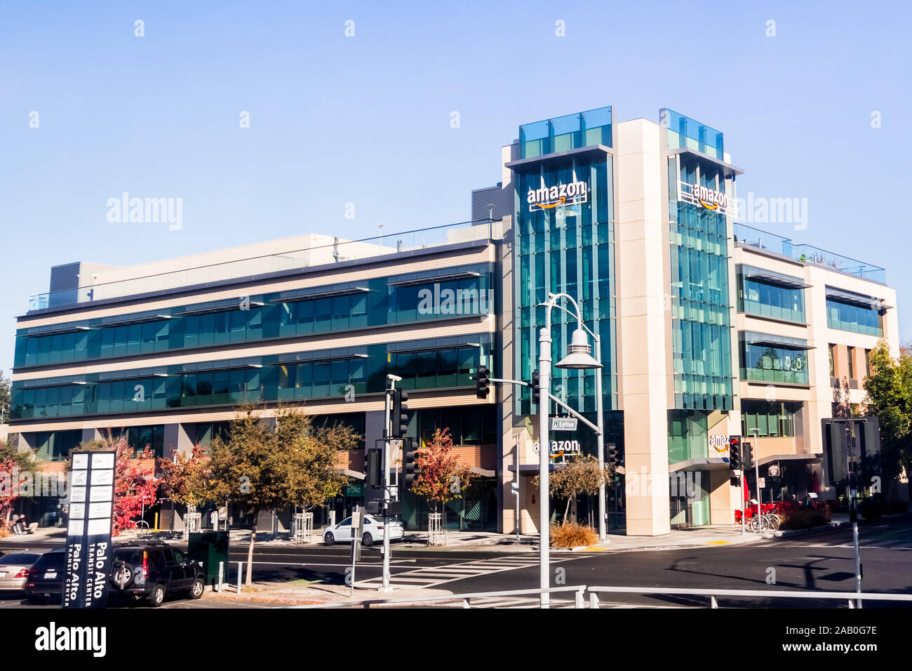 July 26, 2019 Palo Alto / CA / USA - One of Amazon office buildings ...