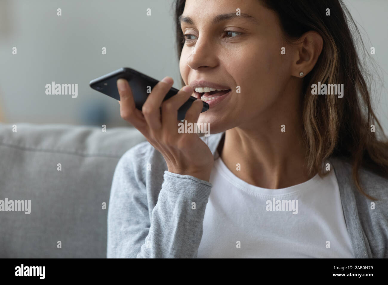Voice messaging hi-res stock photography and images - Alamy