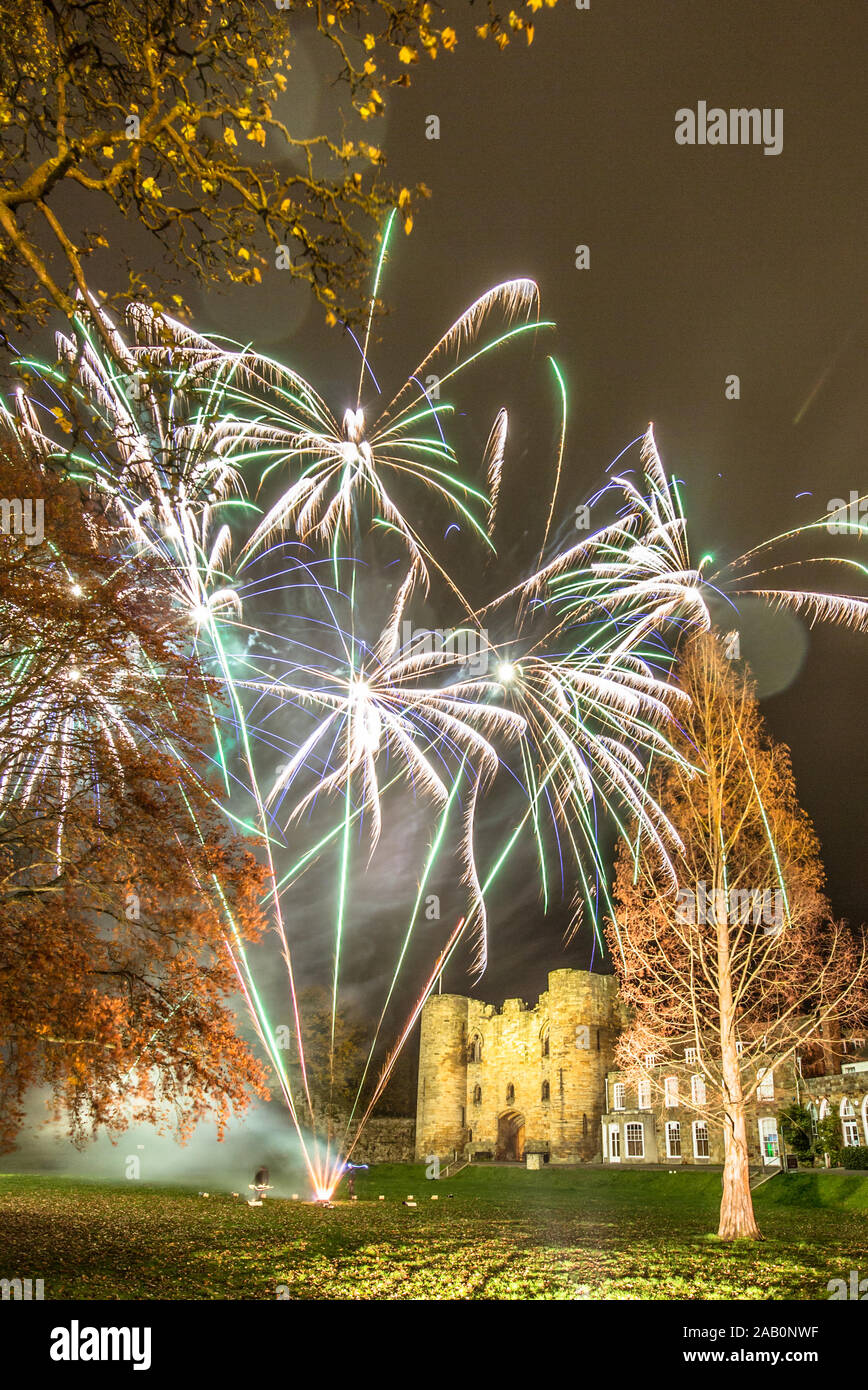 Tonbridge castle fireworks hi-res stock photography and images - Alamy