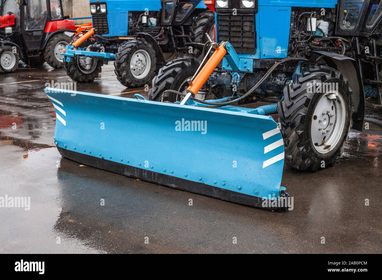Internal combustion engine at the tractor. The inside of the engine ...