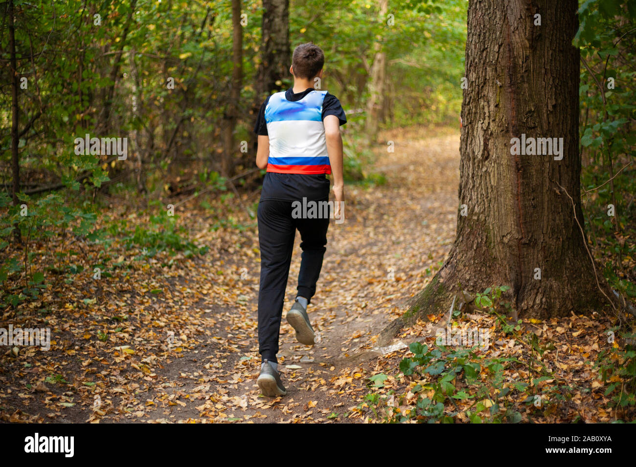 Cross country running children hi-res stock photography and images - Alamy