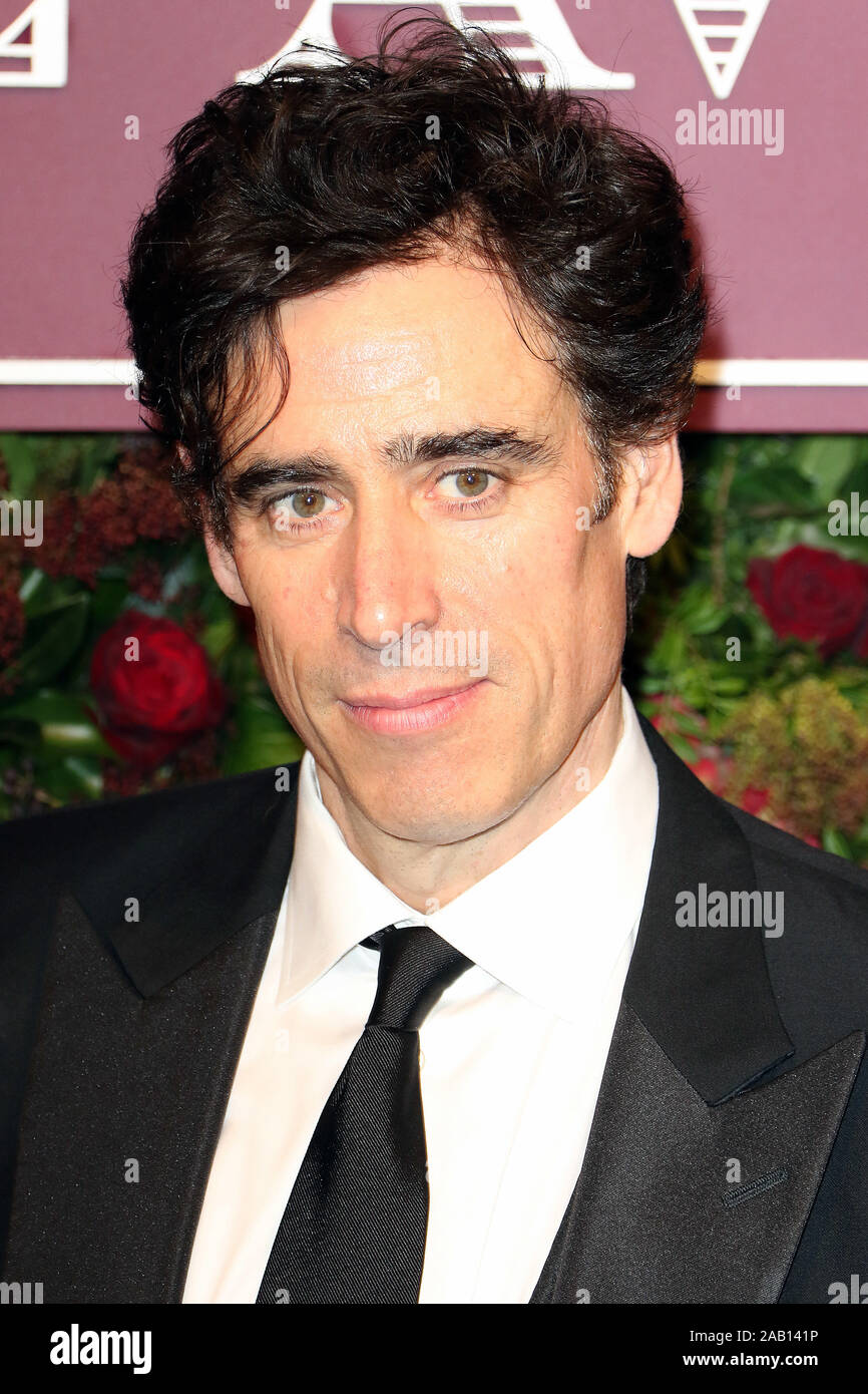 Stephen mangan hi-res stock photography and images - Alamy