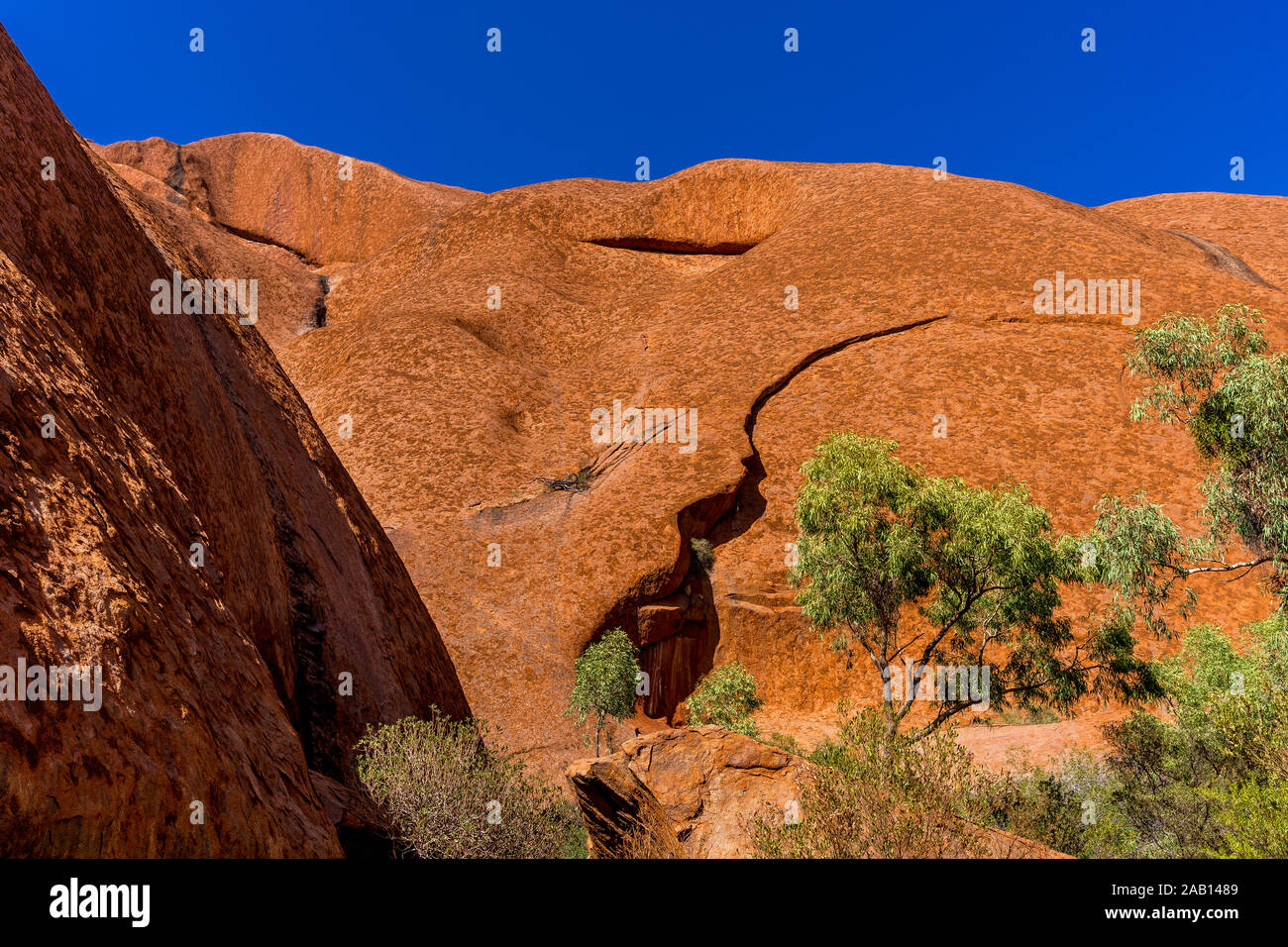 Uluru, Northern Territory, Australia - 18 Sep 19: The Mala walk goes ...