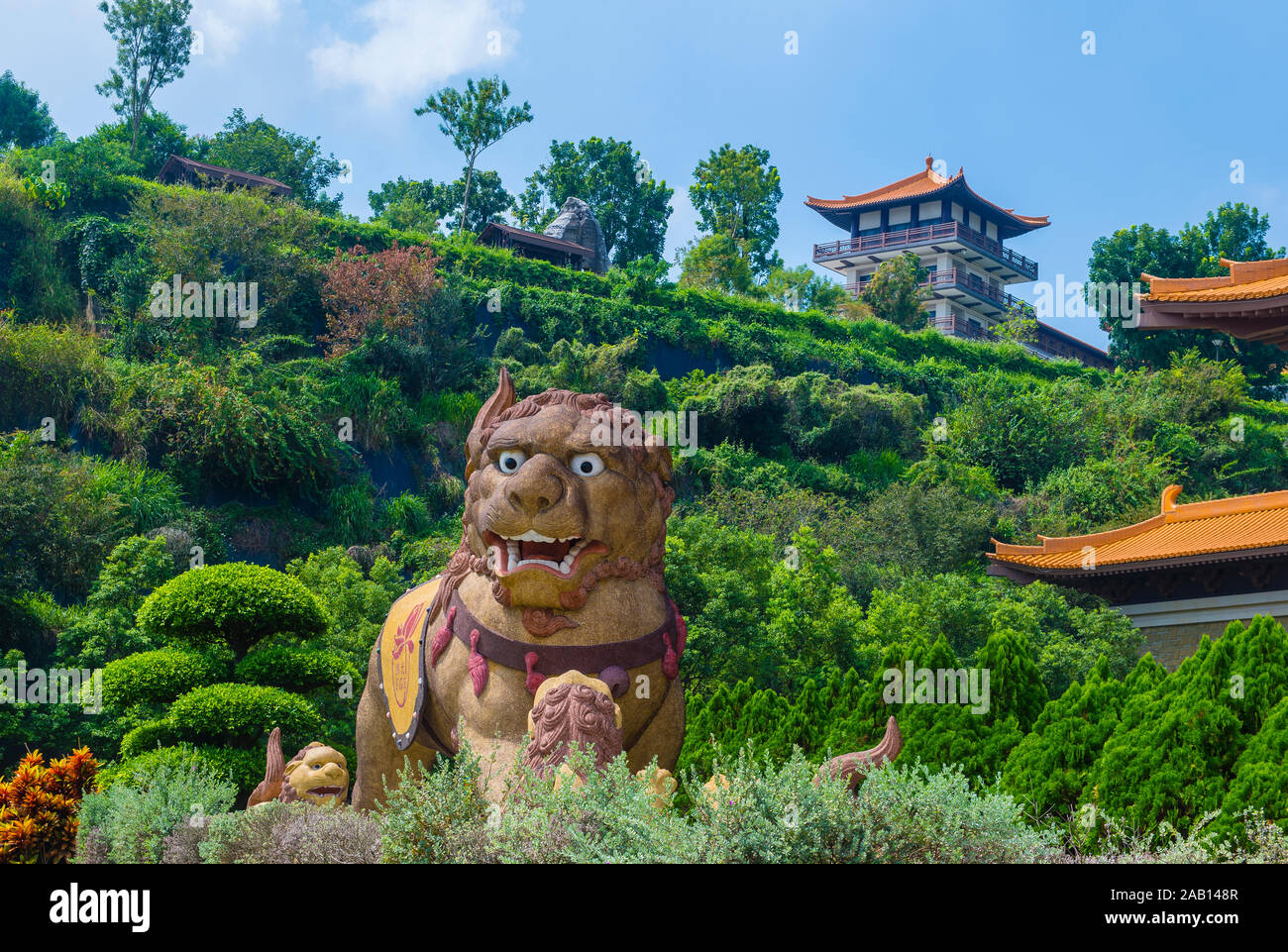The Fo Guang Shan monastery in Kaohsiung Taiwan Stock Photo - Alamy