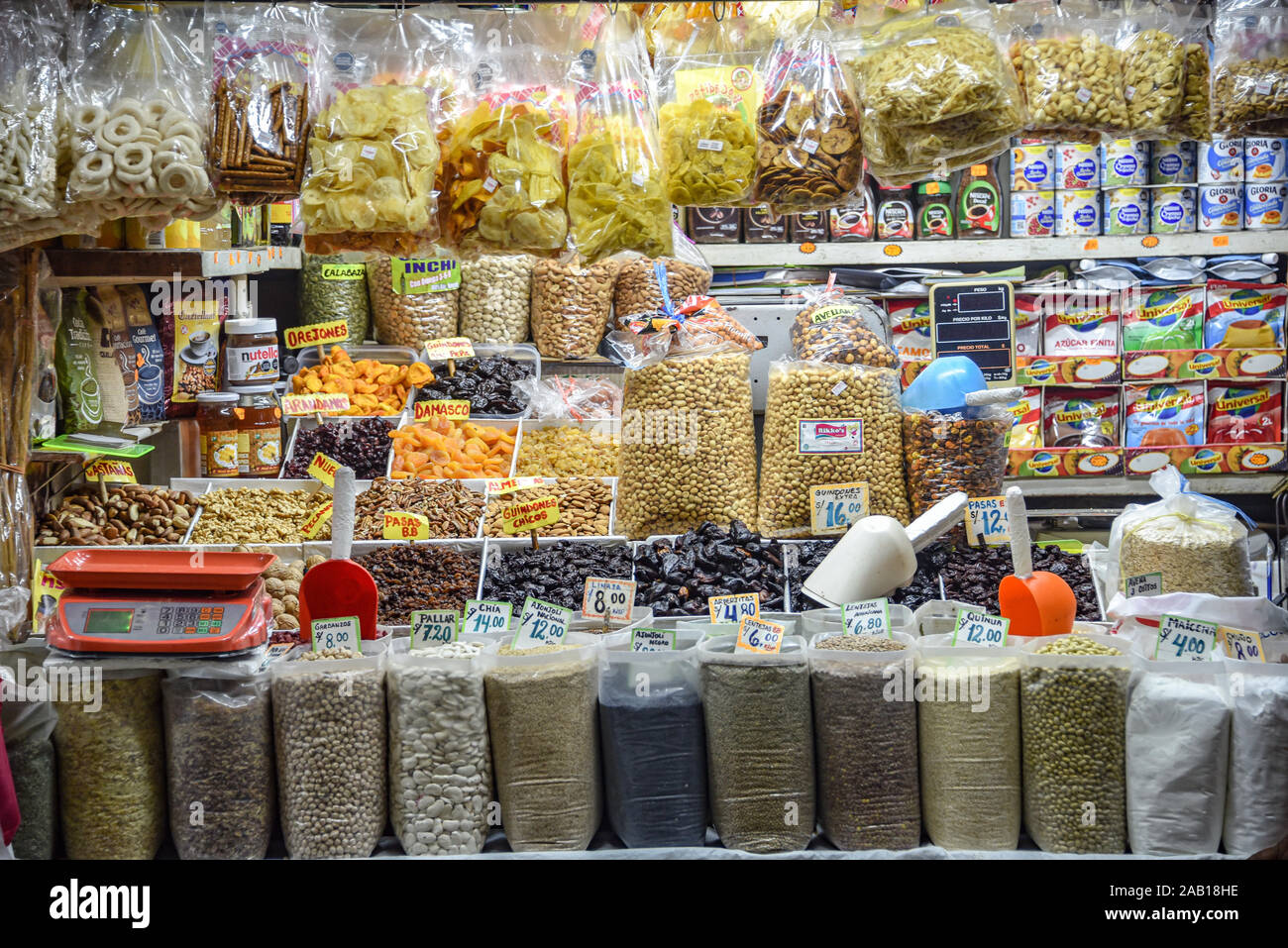 Mercado central lima peru hi-res stock photography and images - Alamy