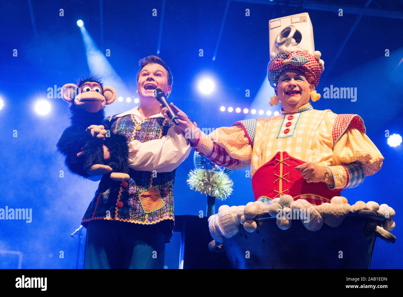 Christopher biggins panto hi-res stock photography and images - Alamy