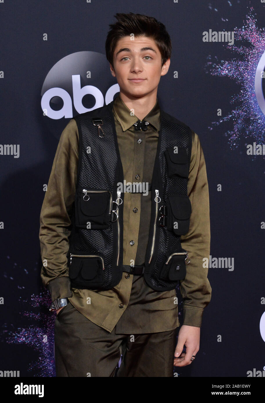 Los Angeles, United States. 24th Nov, 2019. Actor Asher Angel arrives ...