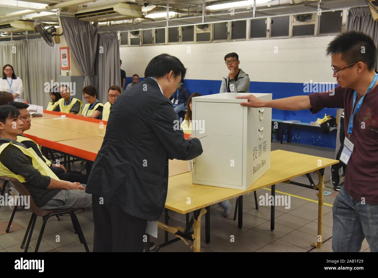 Open ballot box hi-res stock photography and images - Alamy
