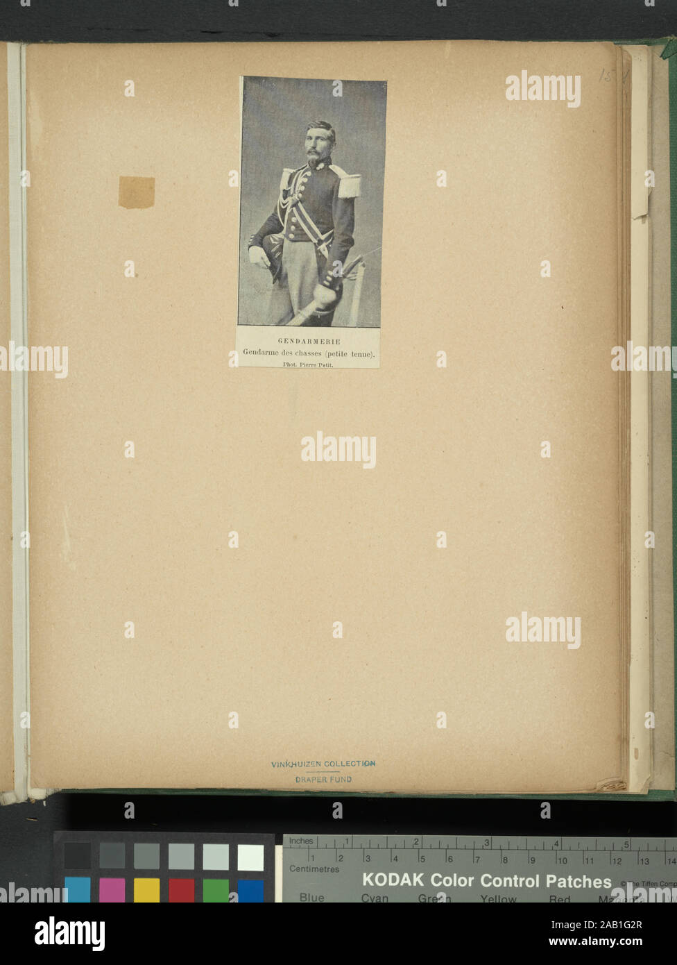 Soldierly uniform hi-res stock photography and images - Alamy