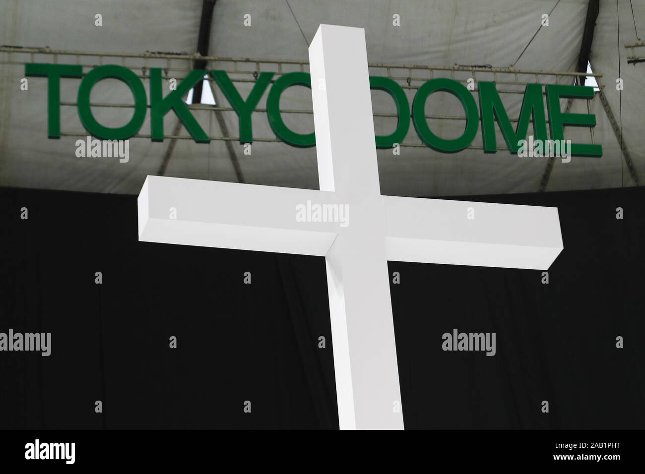 Tokyo, Japan. 25th Nov, 2019. A Catholic cross on display at Tokyo Dome ...