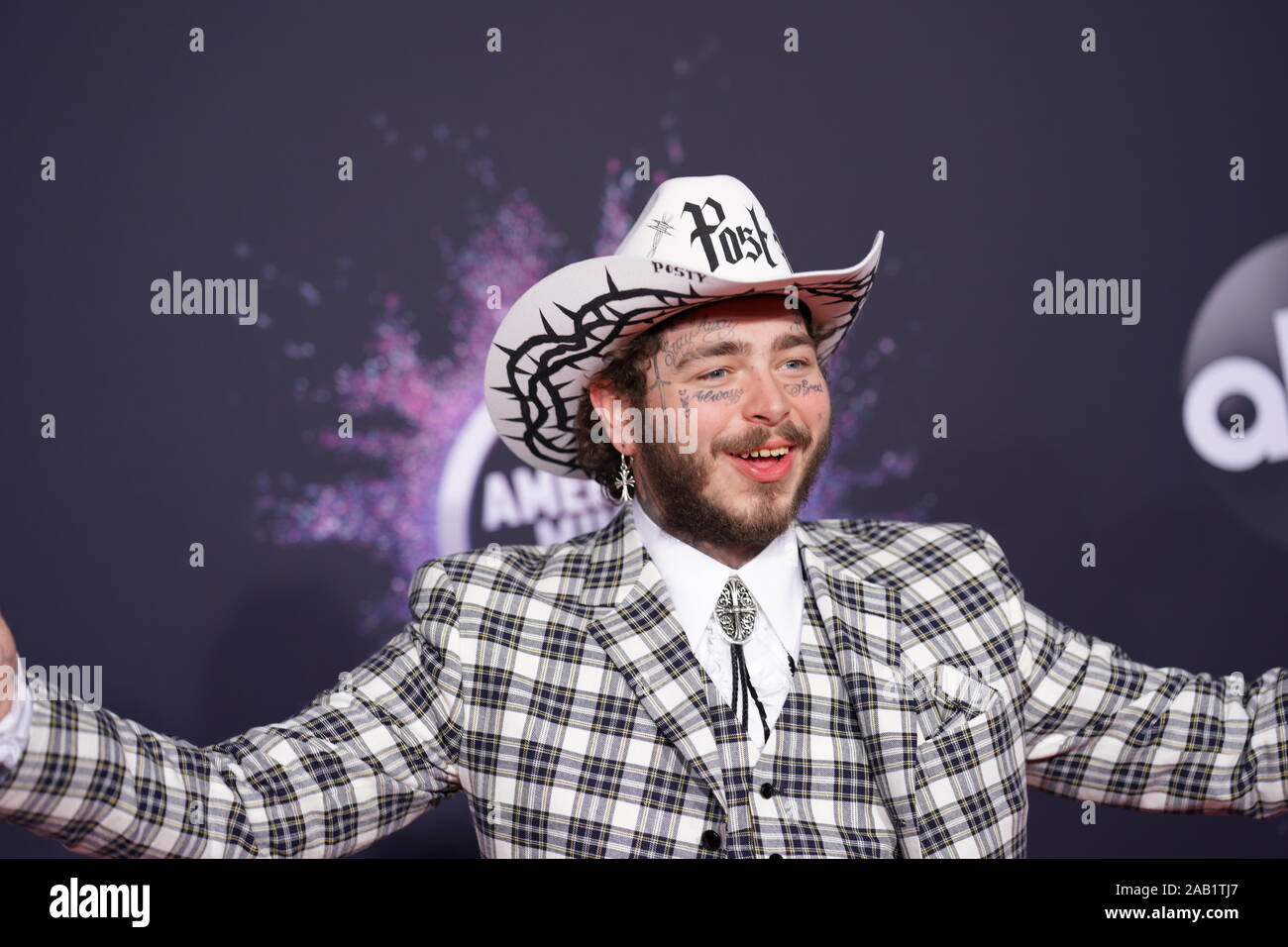 Los Angeles, Ca. 24th Nov, 2019. Post Malone at the 2019 American Music ...