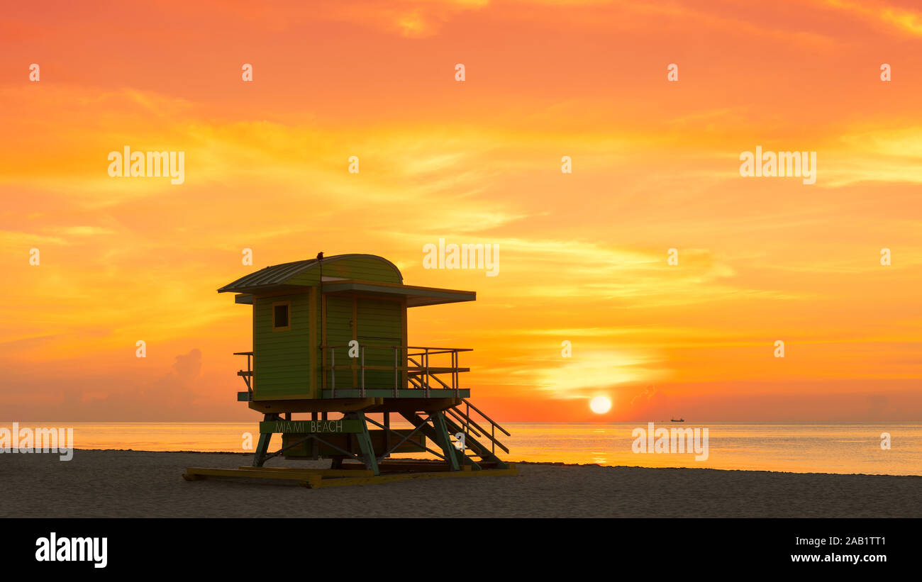Florida sunrise sun hi-res stock photography and images - Alamy