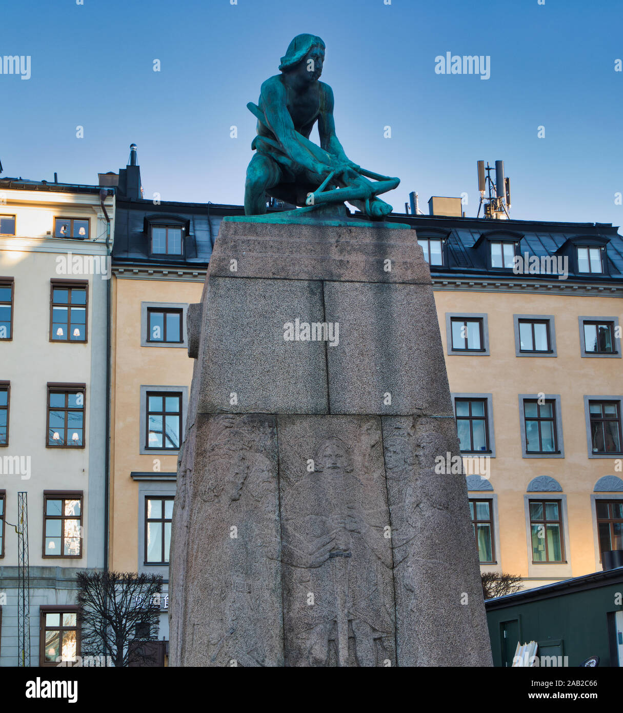 Statue of man drawing a bow crossbow (1916) by Christian Eriksson ...