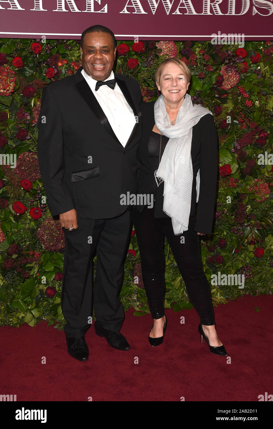 Clive rowe hi-res stock photography and images - Alamy
