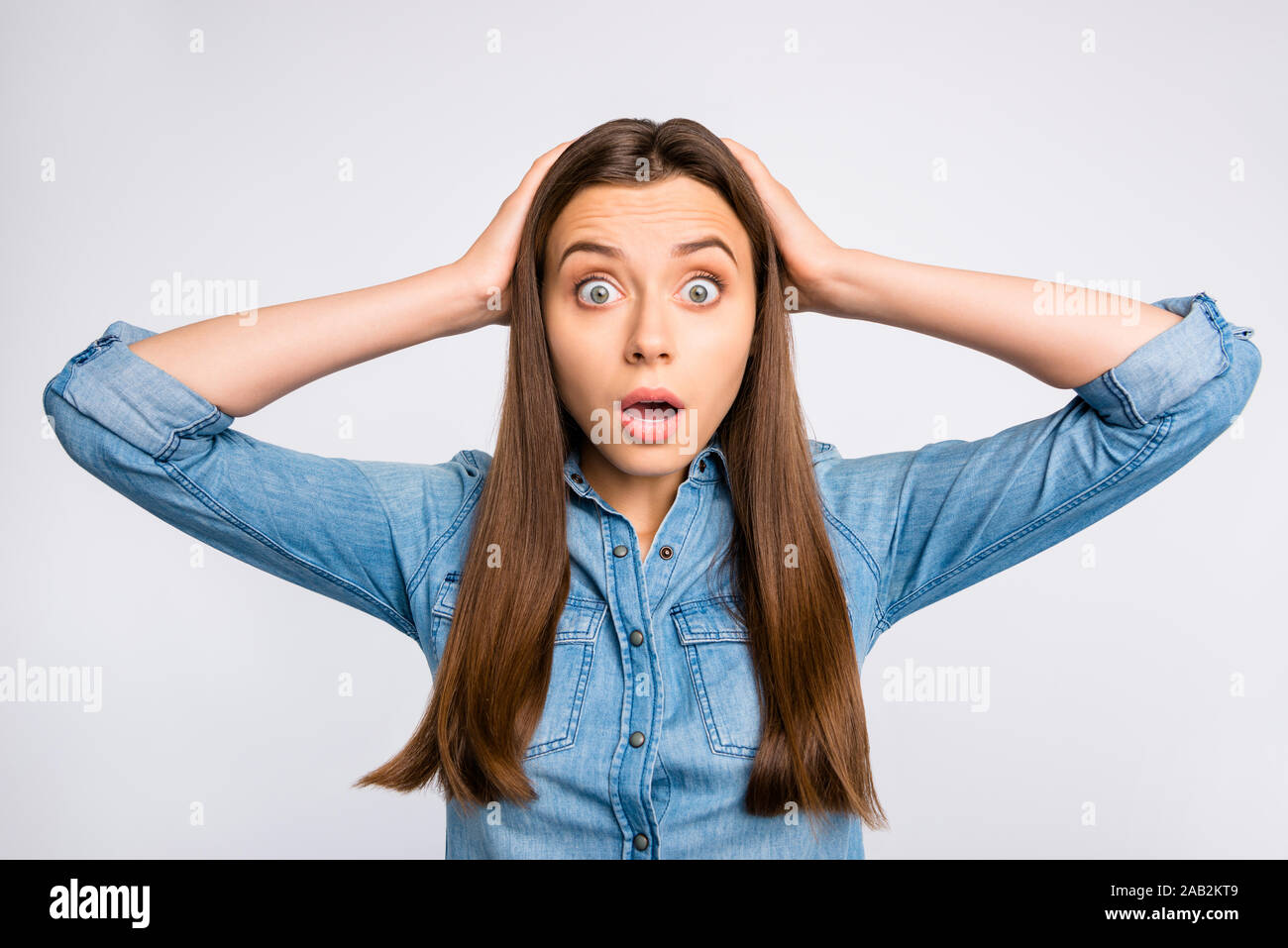 Portrait of astonished frightened girl feel anxious emotions about her ...