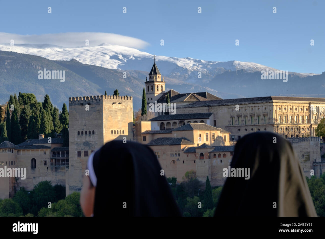 The Alhambra in Granada viewed at sunset from Mirador San Nicolas Stock ...