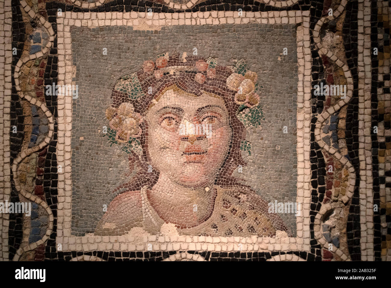 Ancient roman mosaic detail close up Stock Photo - Alamy