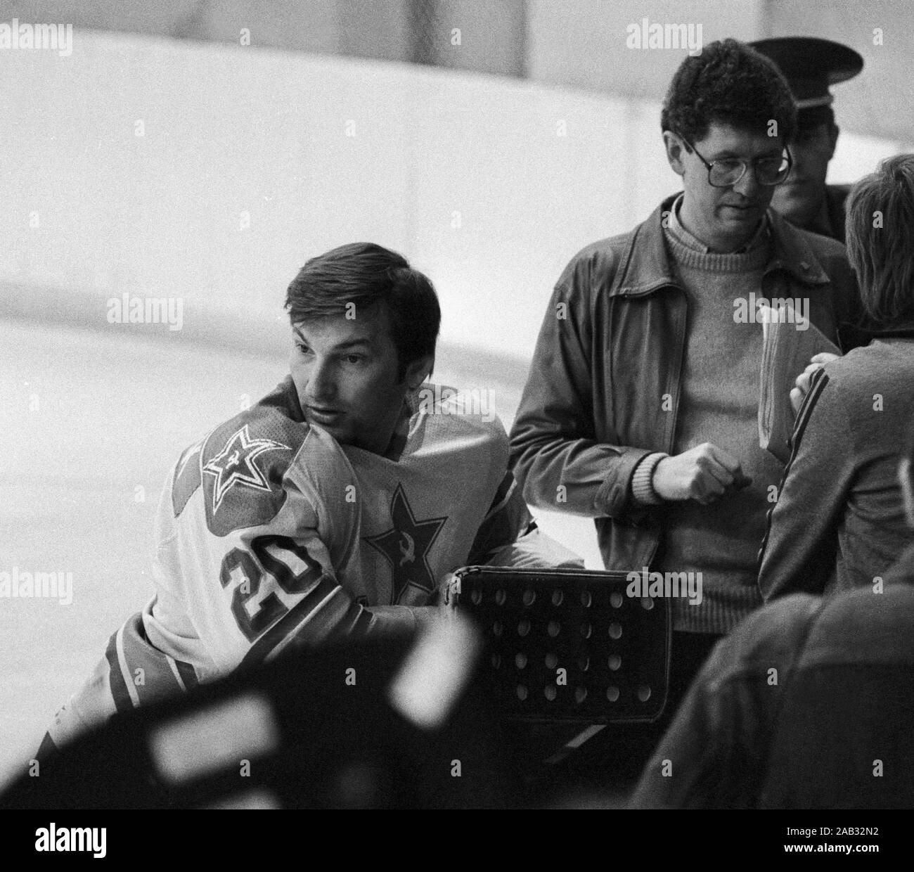 VLADISLAV TRETiAK Soviet Ice hockey goalkeeper hangs on the rink Stock ...