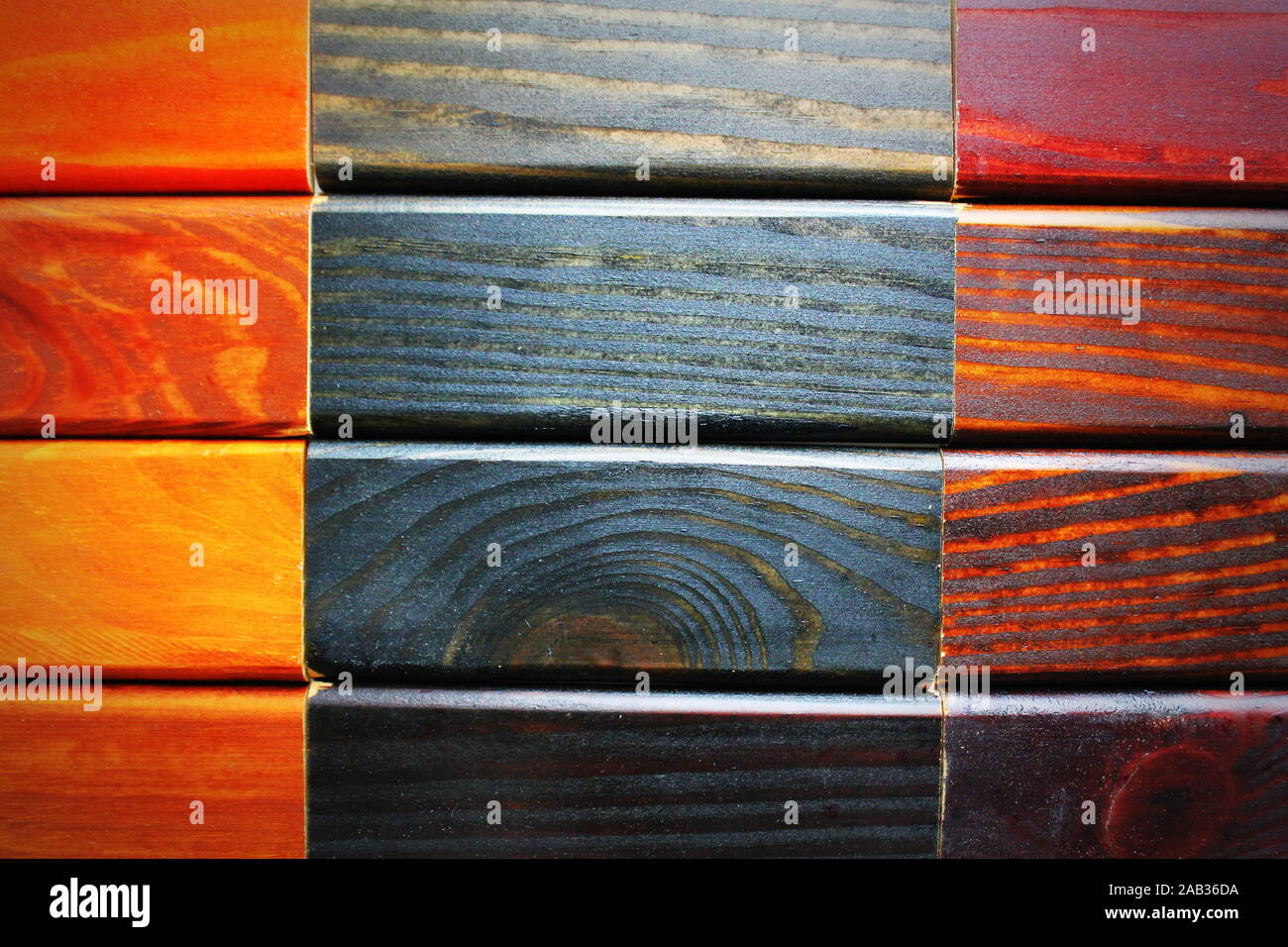 Red painted pallets hi-res stock photography and images - Alamy