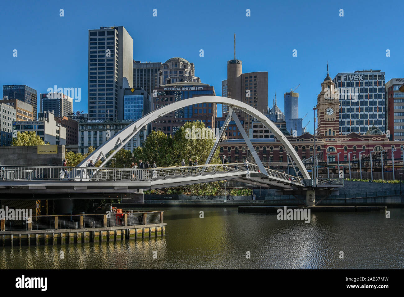 Southbank pedestrian bridge hi-res stock photography and images - Alamy