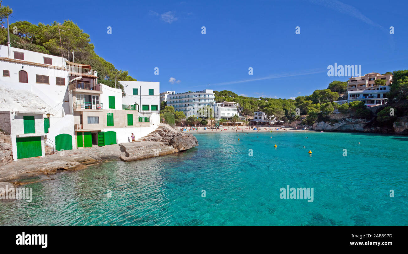 Bathing houses hi-res stock photography and images - Alamy