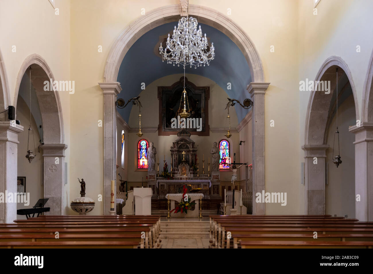 Inside small empty catholic church hi-res stock photography and images ...