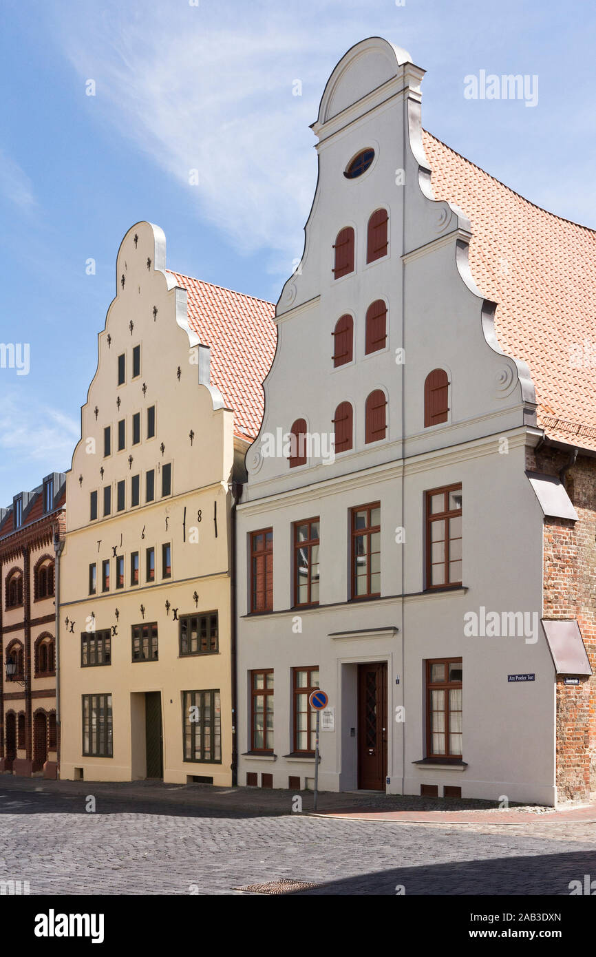 Hanseatic houses hi-res stock photography and images - Alamy
