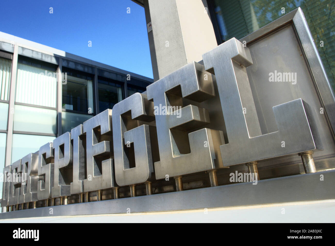 Spiegel tv hi-res stock photography and images - Alamy