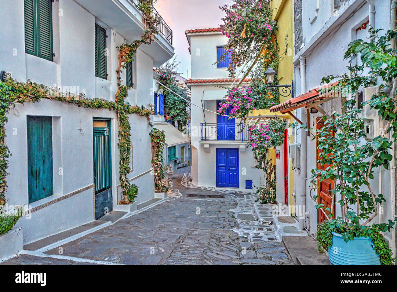 Skiathos island greece taverna hi-res stock photography and images - Alamy