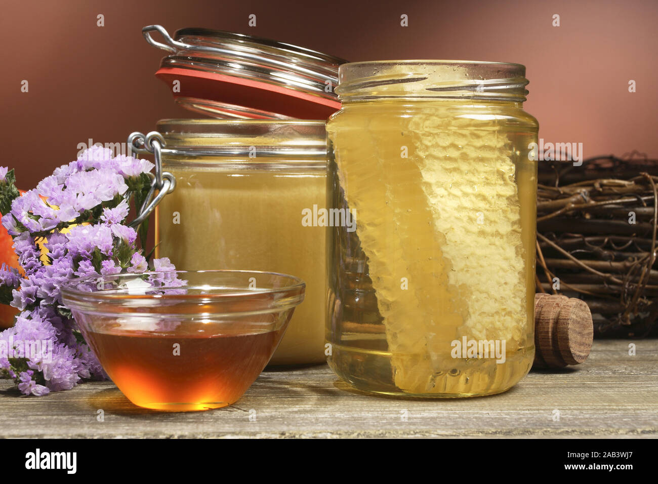 Verschiedenen Honigsorten |Different types of honey| Stock Photo - Alamy