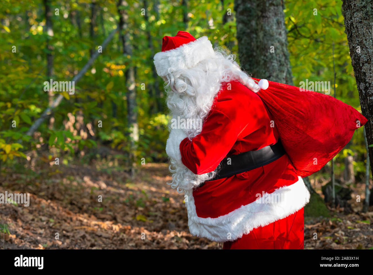 Overweight santa claus hi-res stock photography and images - Alamy