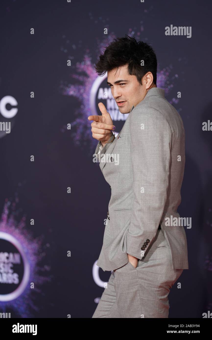 Los Angeles, Ca. 24th Nov, 2019. Toddy Smith at the 2019 American Music ...