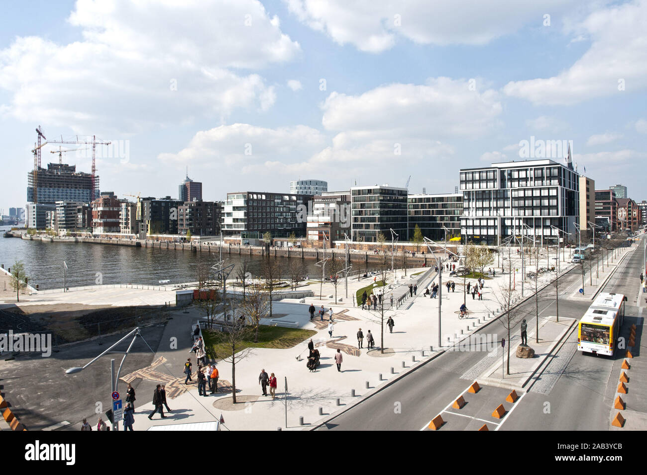 Moderne Architektur in der HafenCity in Hamburg |Modern architecture in ...
