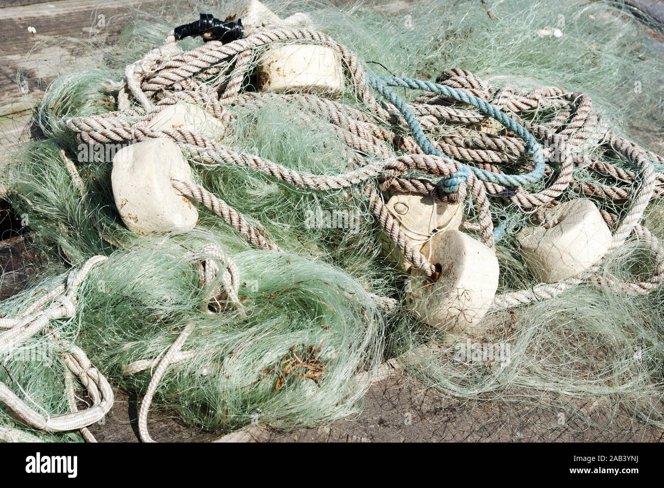 Fischernetz hi-res stock photography and images - Alamy