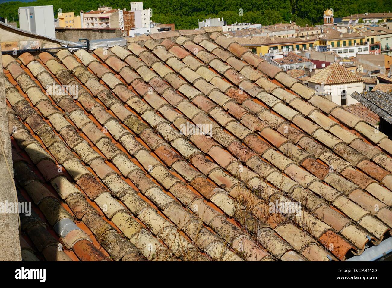 Roman roof tiles hi-res stock photography and images - Alamy