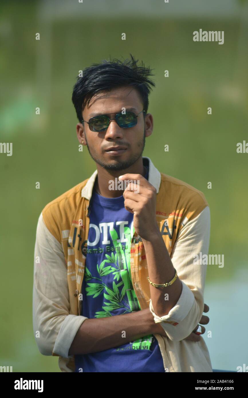 Tuto photo hi-res stock photography and images - Alamy