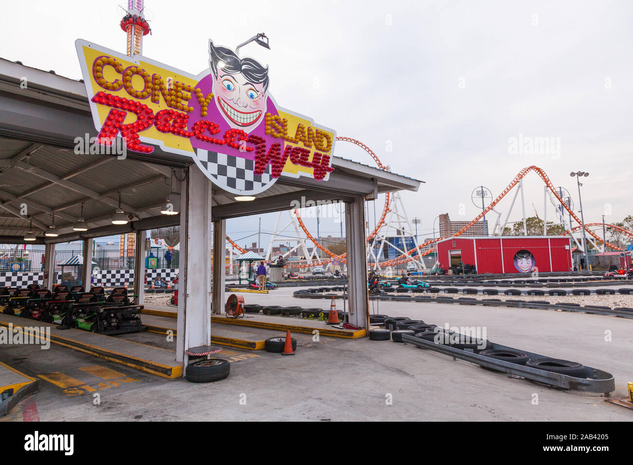 Coney island racetrack hi-res stock photography and images - Alamy