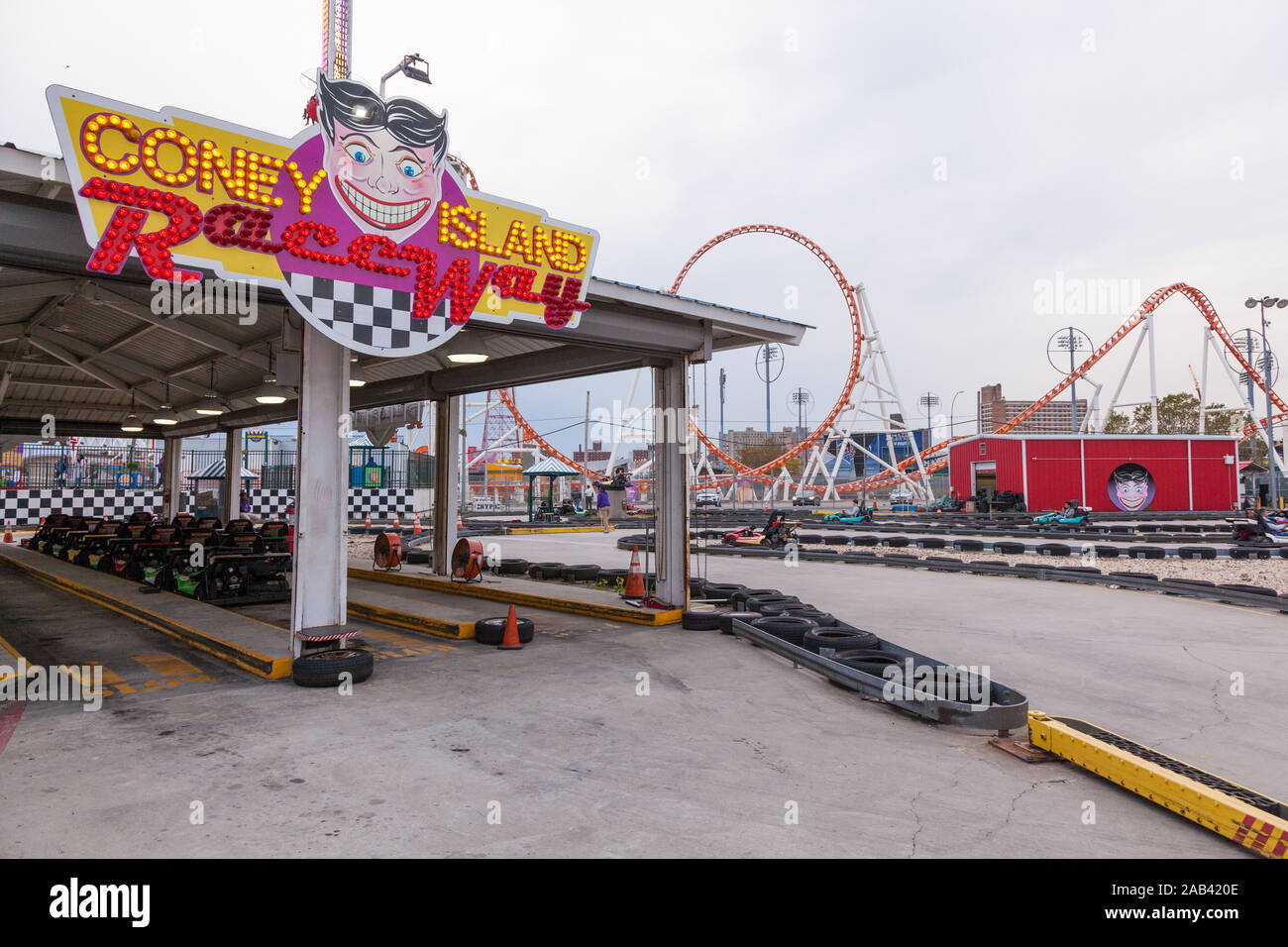 Coney island racetrack hi-res stock photography and images - Alamy