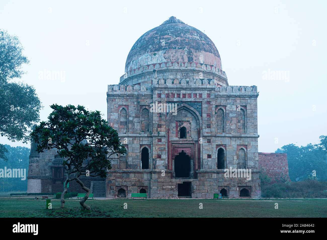 Big dome hi-res stock photography and images - Alamy