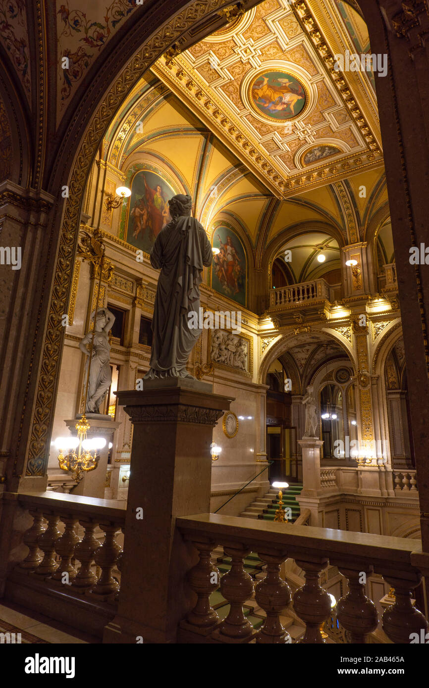 VIENNA, AUSTRIA - OCTOBER 2019: Interior of Vienna State Opera House ...