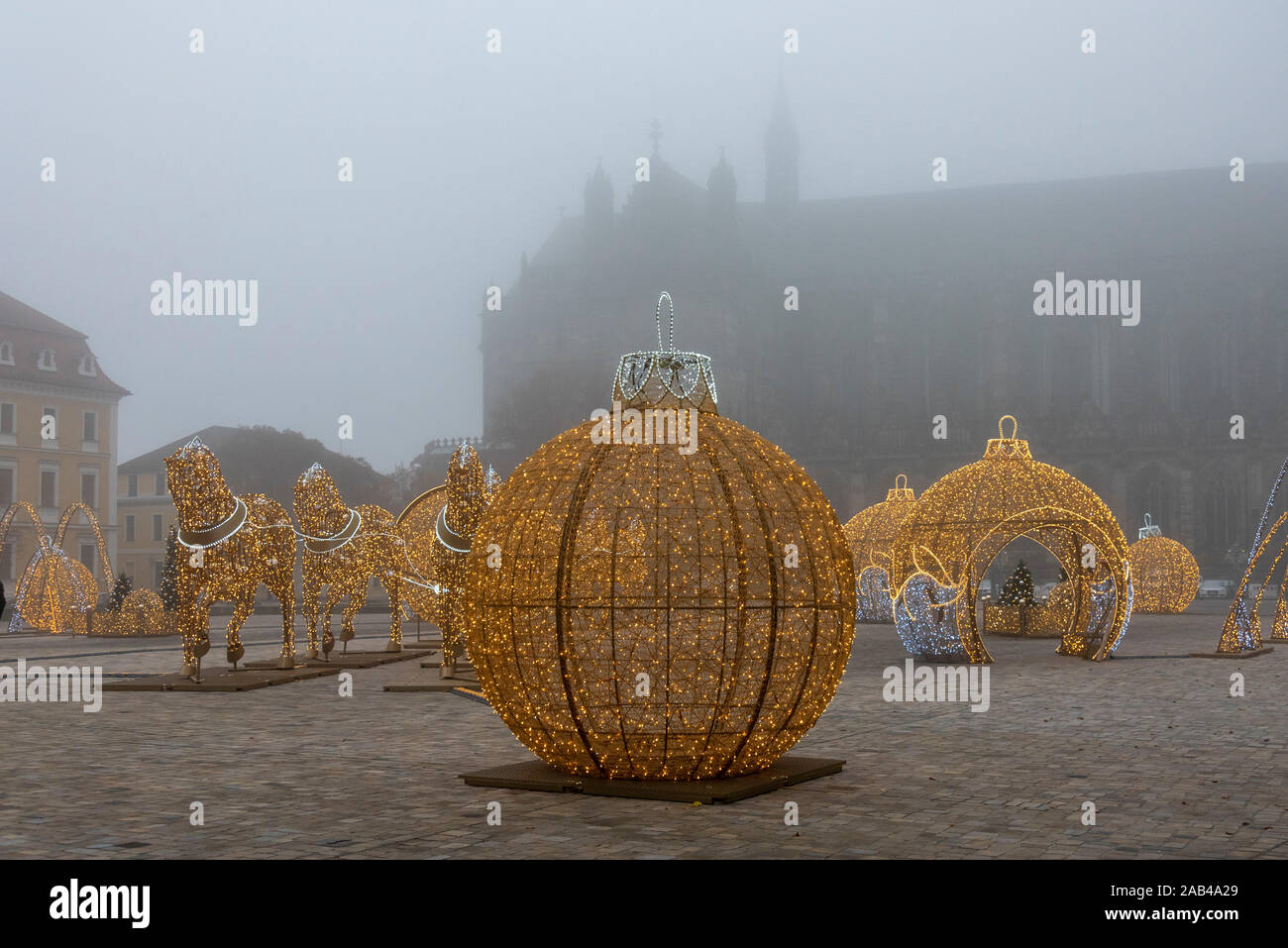 Magdeburg hemisphere experiment hi-res stock photography and images - Alamy