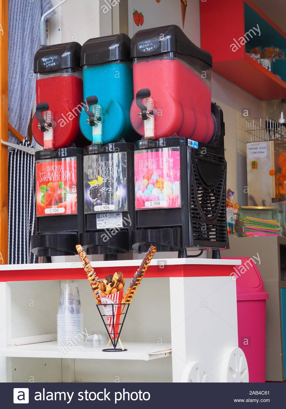 Ice Cream Machine Stock Photos & Ice Cream Machine Stock Images - Alamy